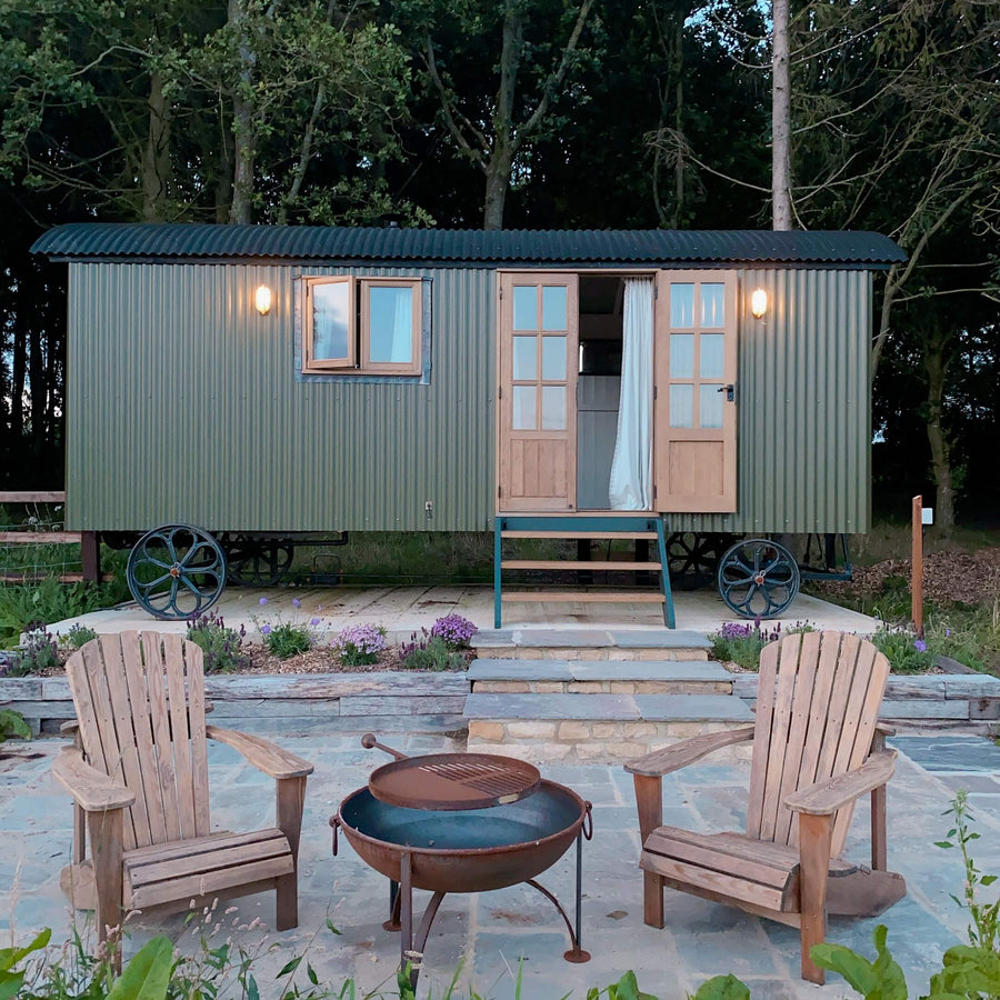 Farm Stays: Our Shepherd's Hut or One of a Kind Converted Silo – Bruern ...